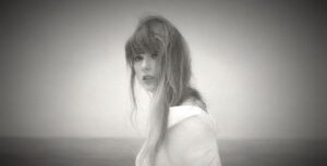 LOML – TAYLOR SWIFT (LIVE) PIANO CHORDS & Lyrics – Bitesize Piano